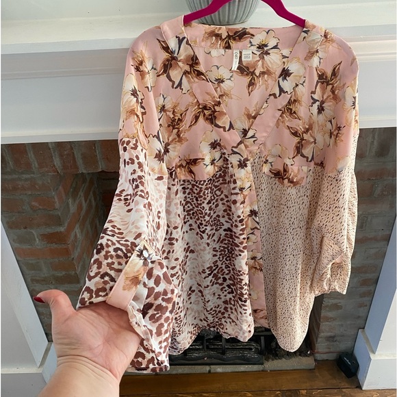 Cato | Tops | Cato Pastels Crossover Blouse Wsnap Size 82w Plus Size ...